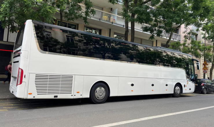 Vanhool | Autocar France - Luxusbus- und Minibusvermietung